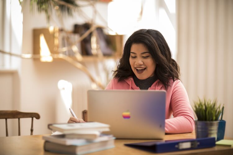 Study UK guides for students | British Council